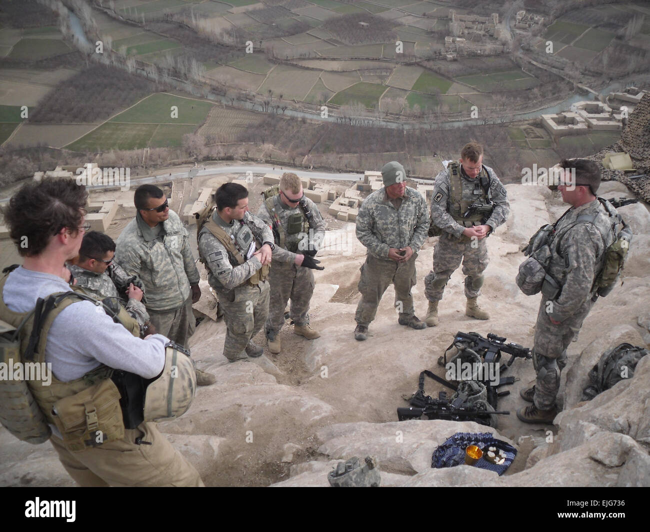 Chaplain Mike Swartz, 1-503D Parachute Infantry Regiment, 173D Airborne ...