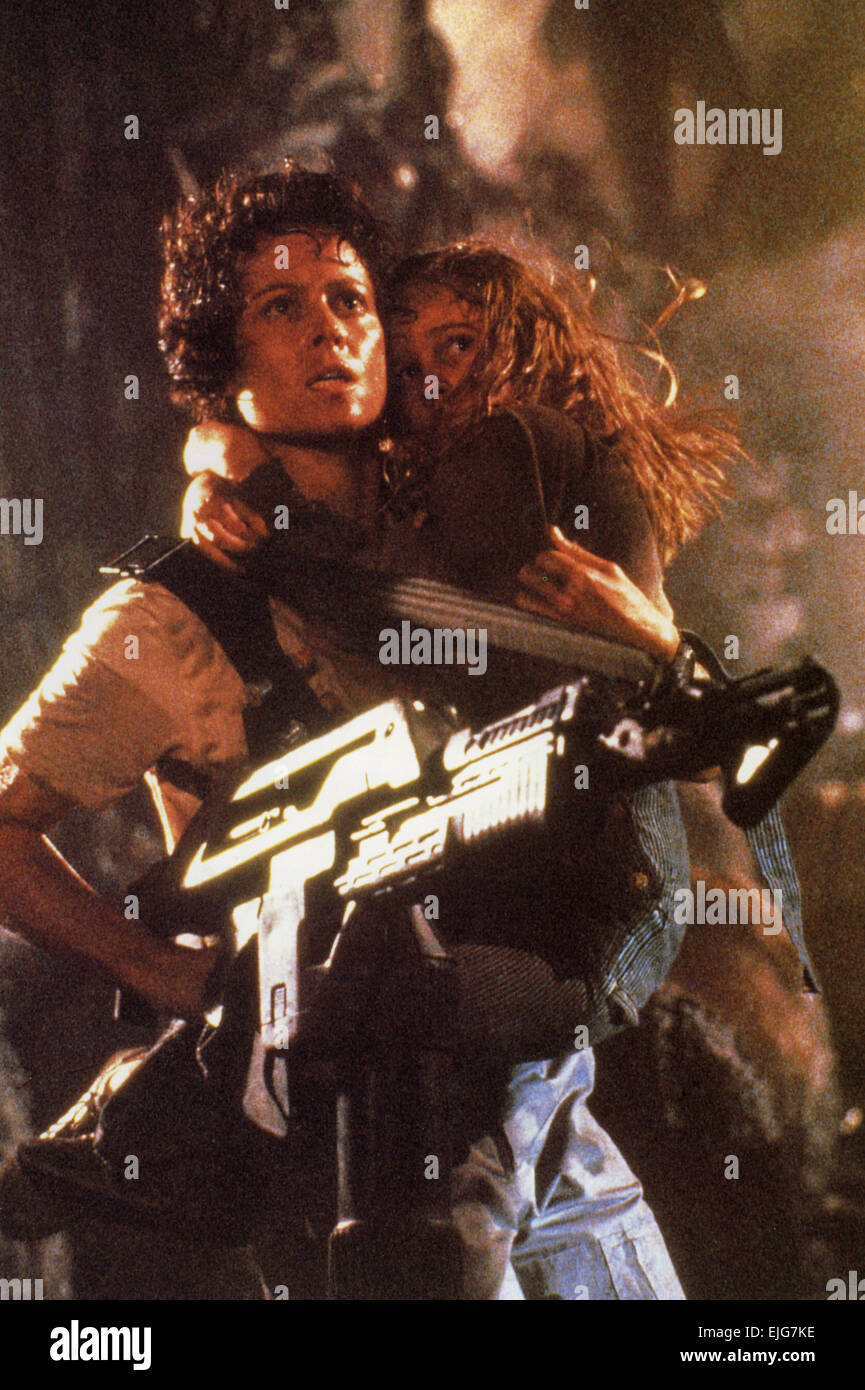 Aliens 1986 sigourney weaver hi-res stock photography and images - Alamy
