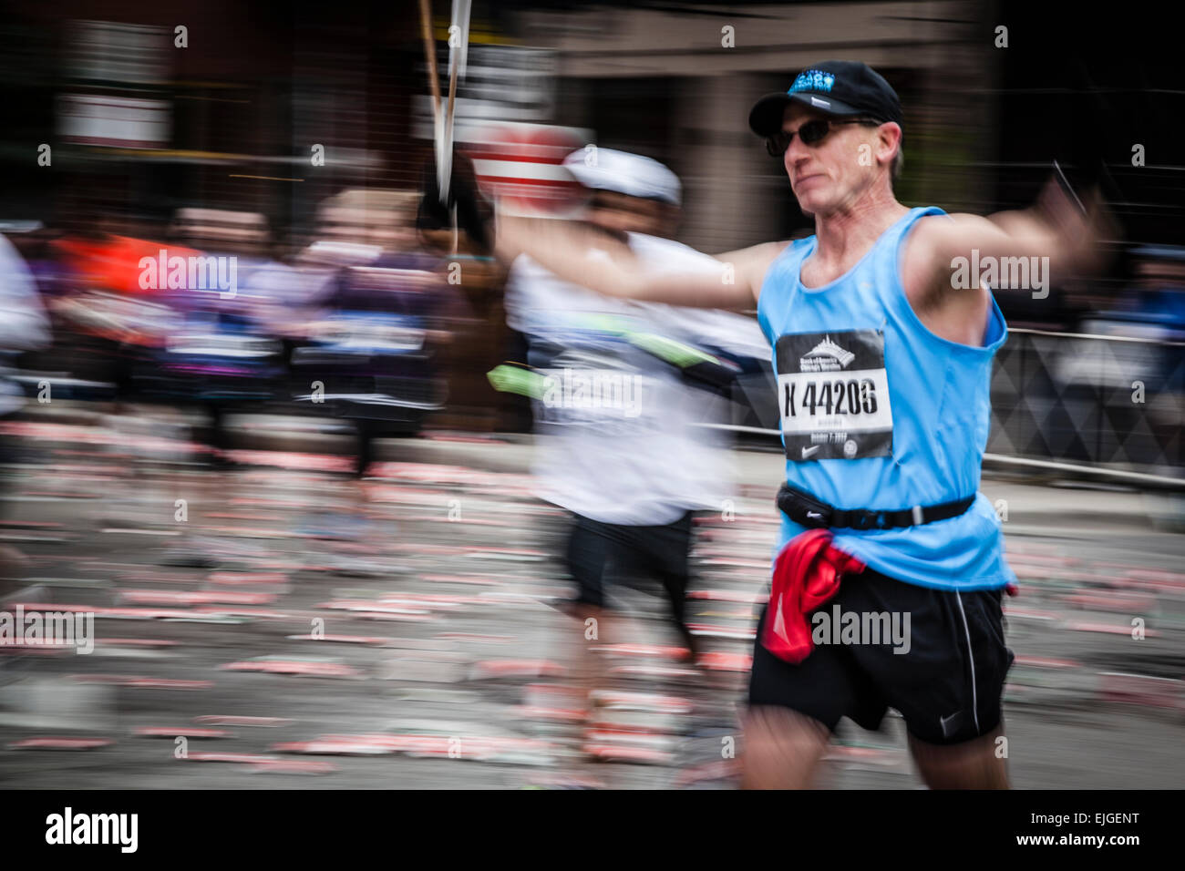Chicago Marathon runners completed the 2012 Chicago Marathon Stock ...