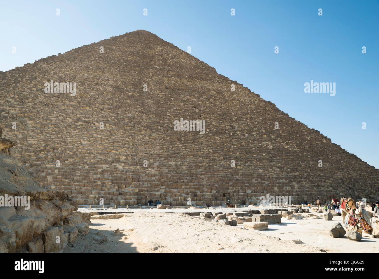 The Great Pyramid of Giza (Pyramid of Khufu or the Pyramid of Cheops ...