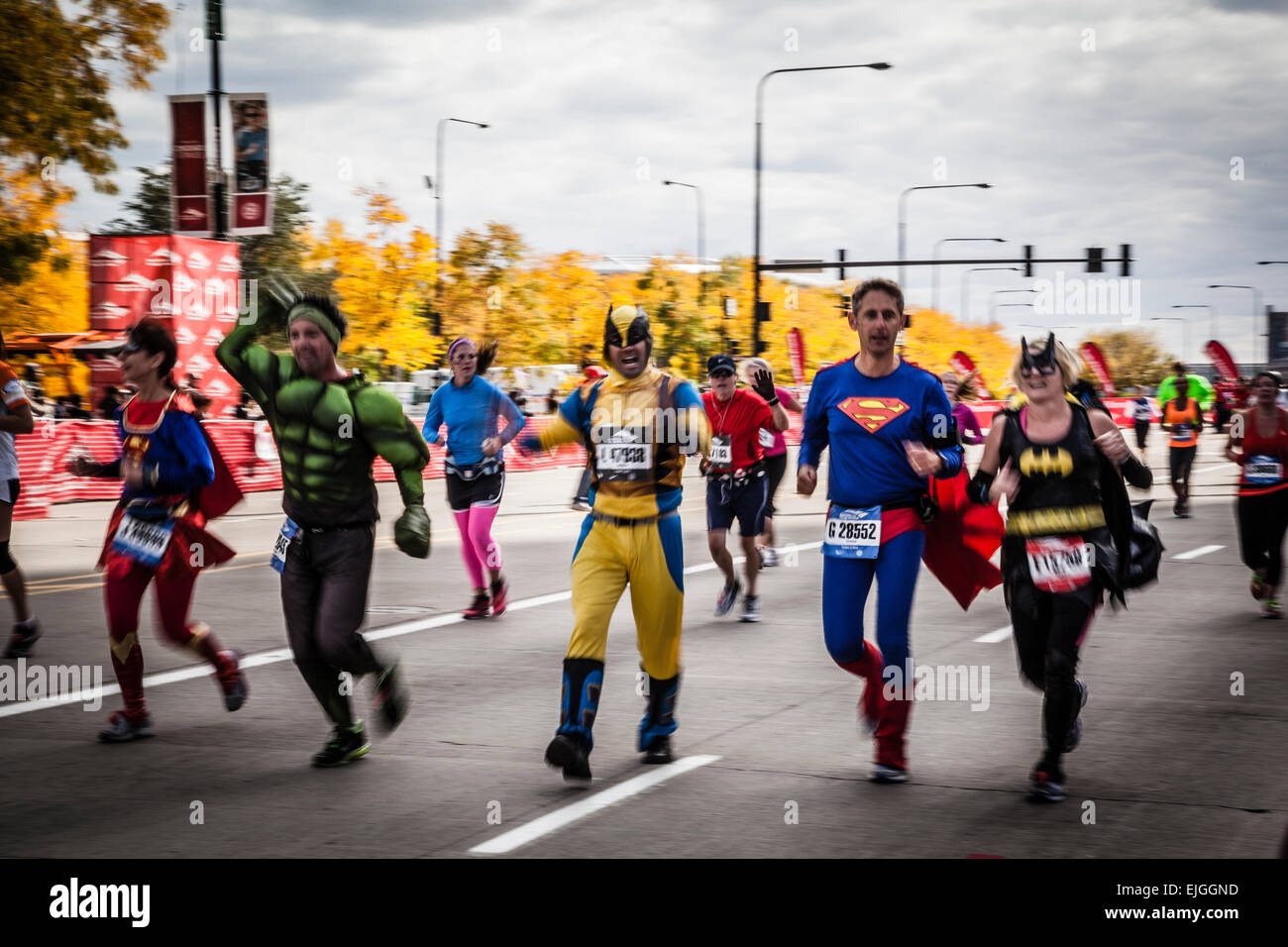 Chicago Marathon runners completed the 2012 Chicago Marathon Stock ...