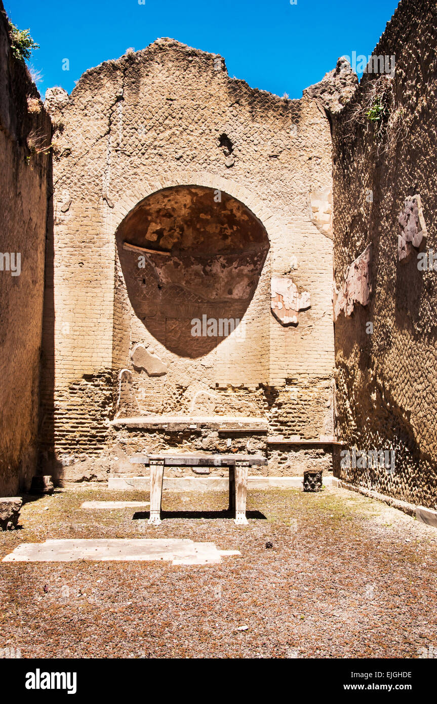 Herculaneum fresco hi-res stock photography and images - Alamy
