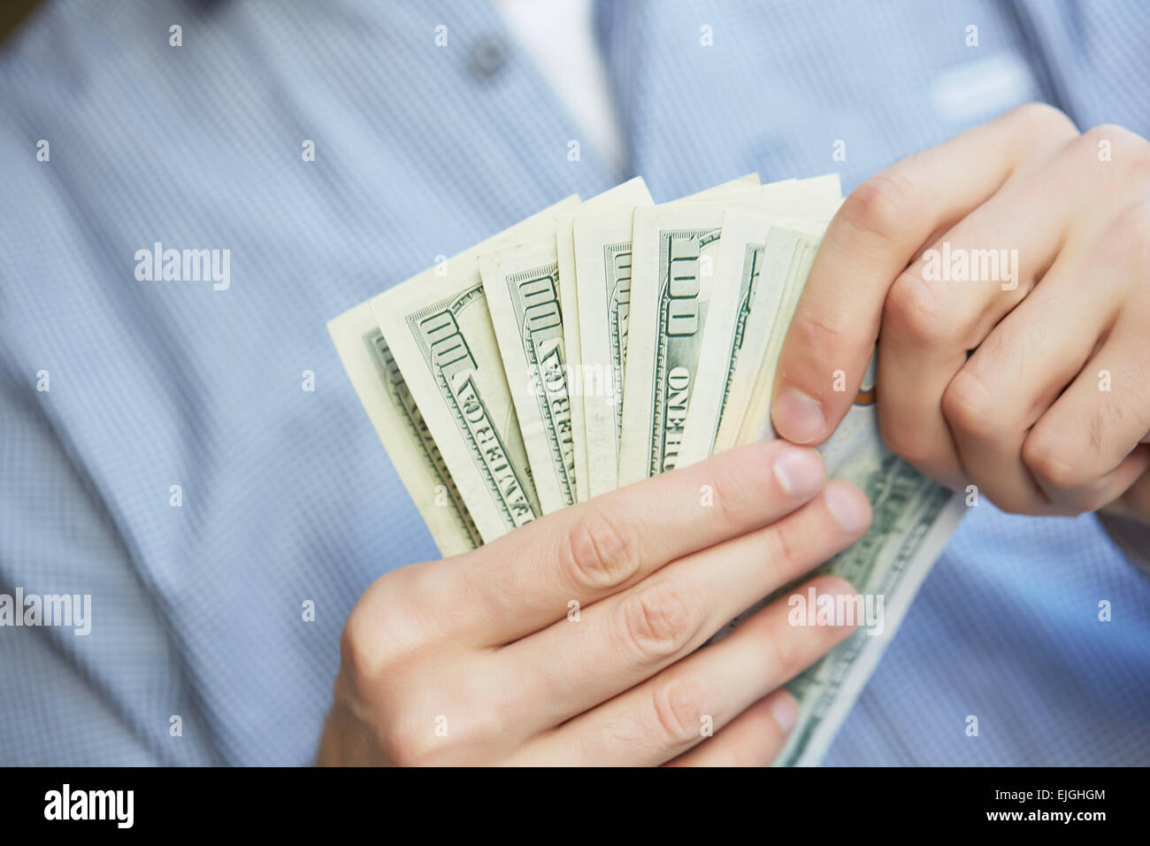 money in hand Stock Photo - Alamy