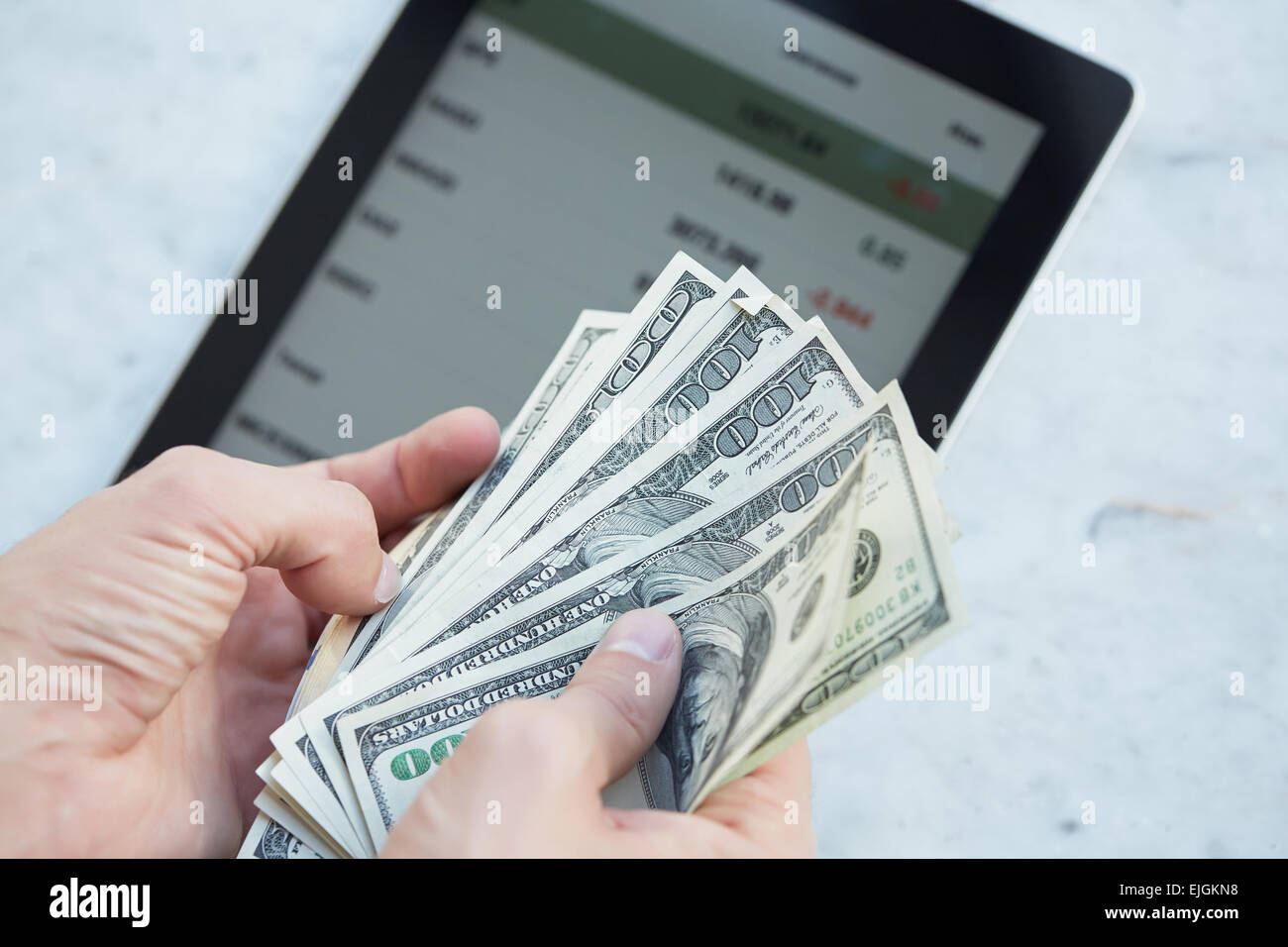 money in hand Stock Photo - Alamy