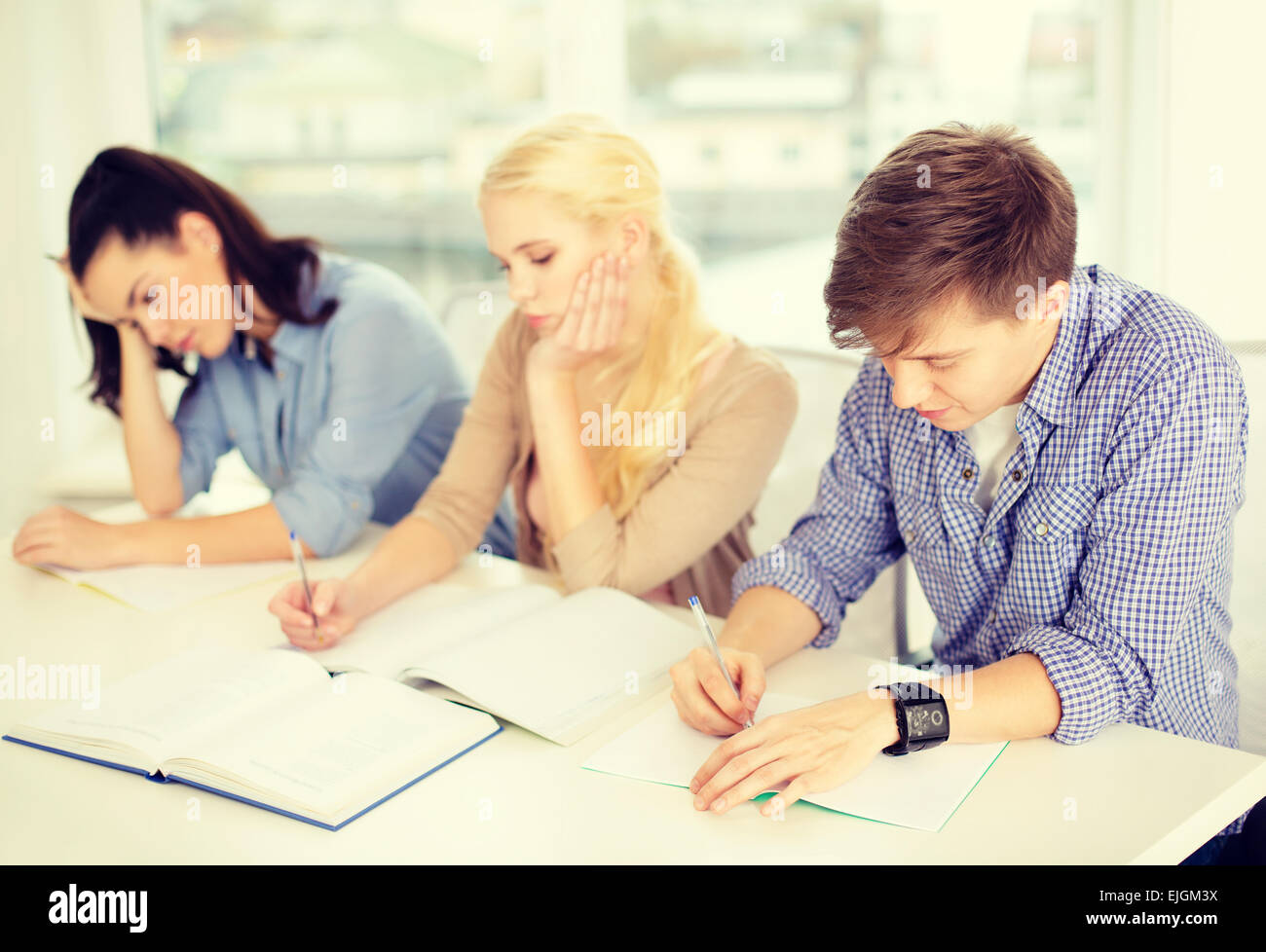Tired students hi-res stock photography and images - Alamy