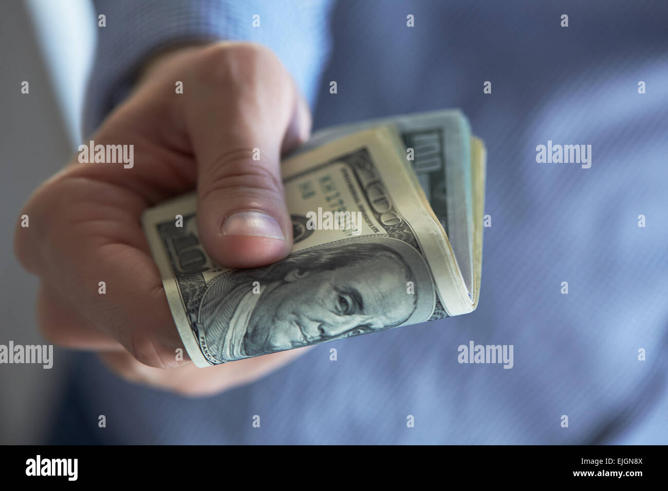 money in hand Stock Photo - Alamy