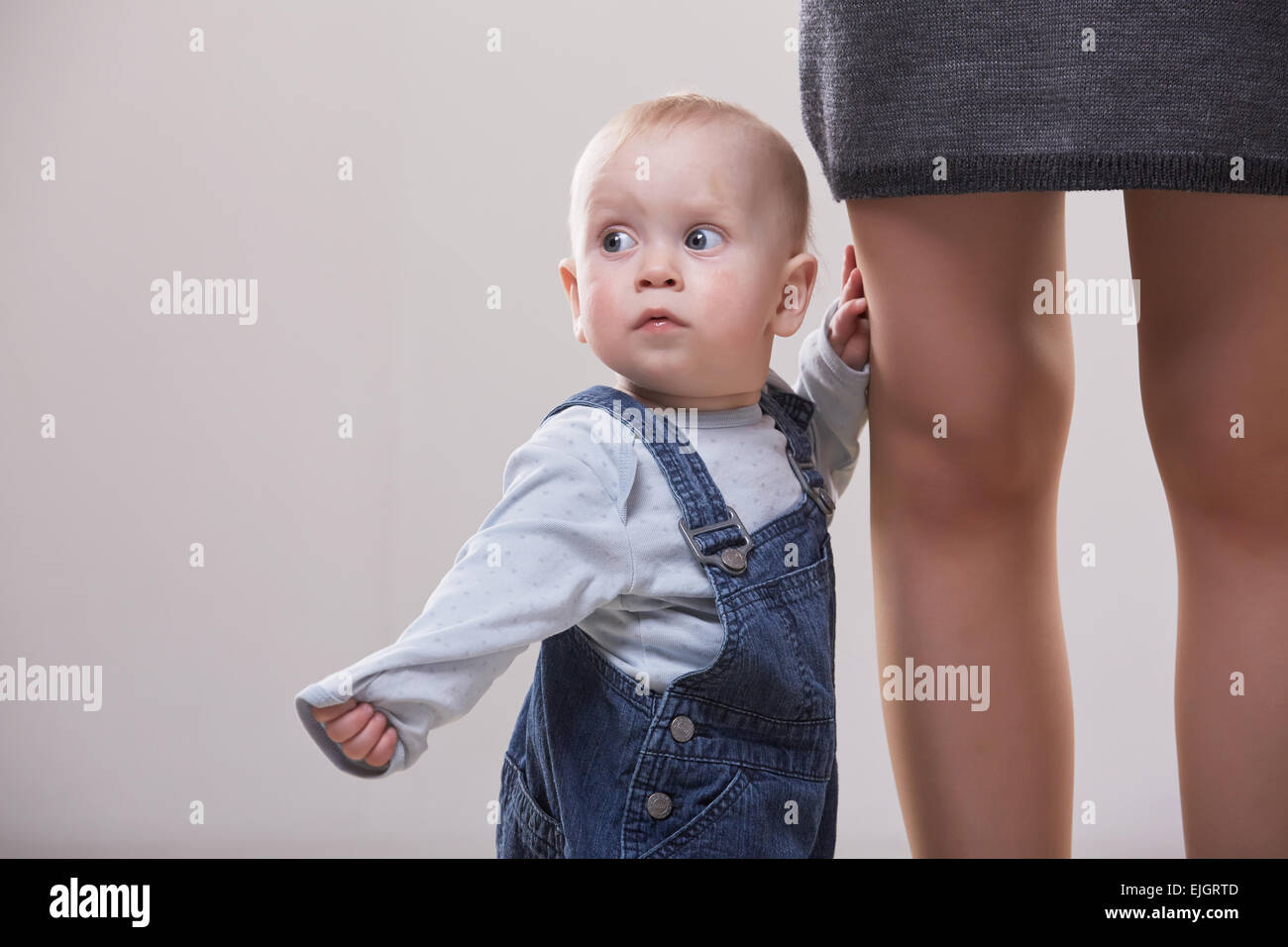 Baby between legs mom hi-res stock photography and images - Alamy