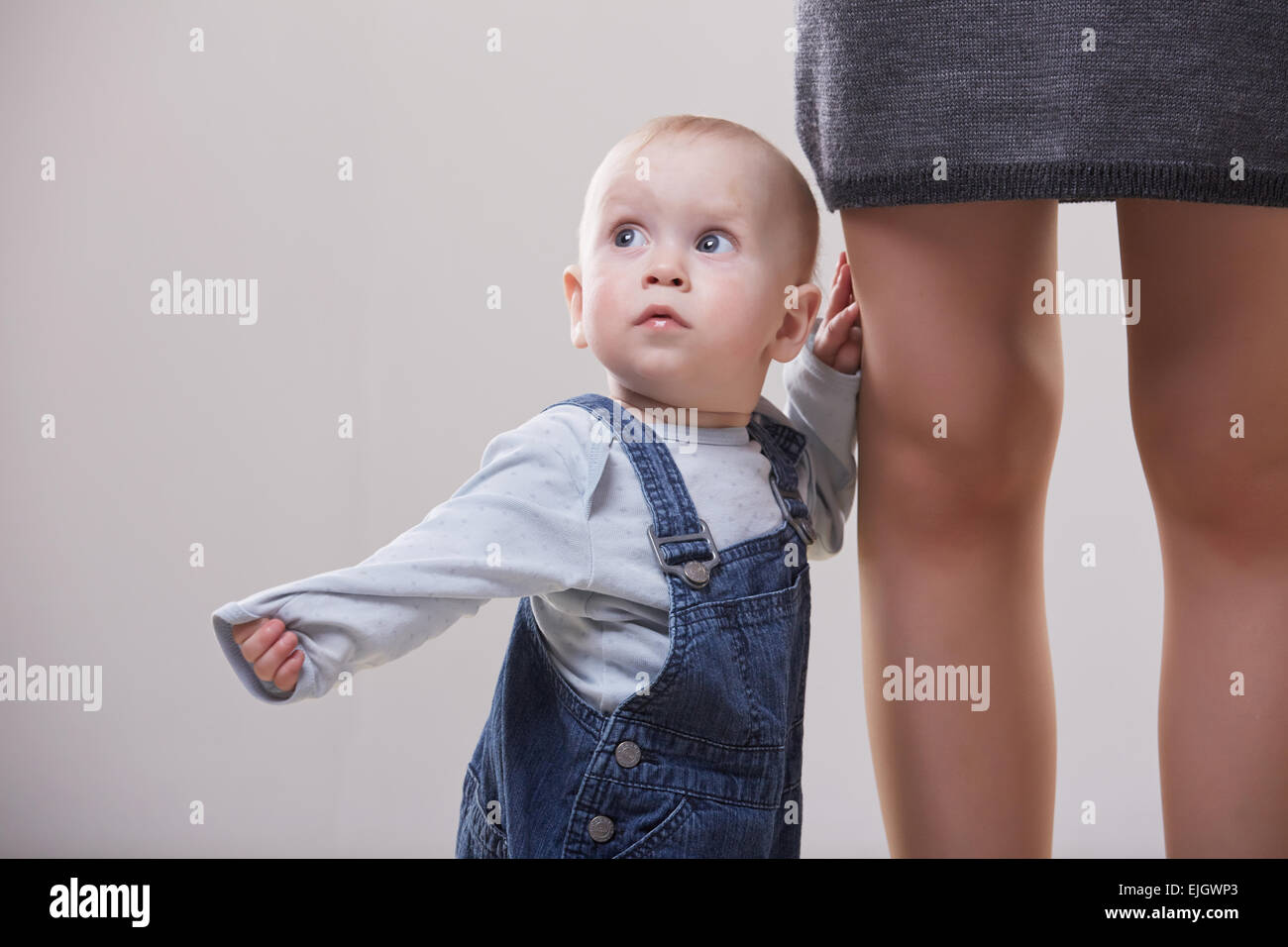 Baby between legs mom hi-res stock photography and images - Alamy