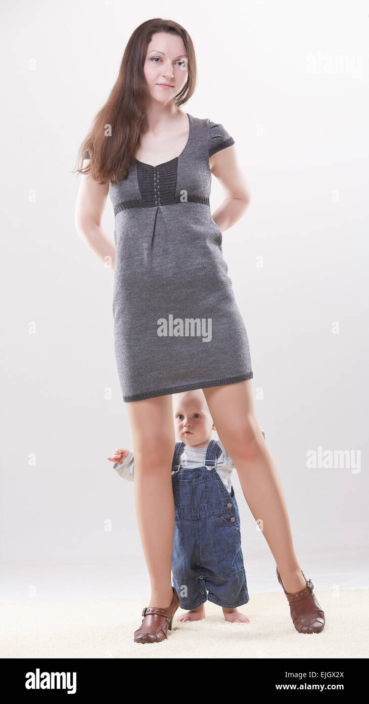 Baby between legs mom hi-res stock photography and images - Alamy