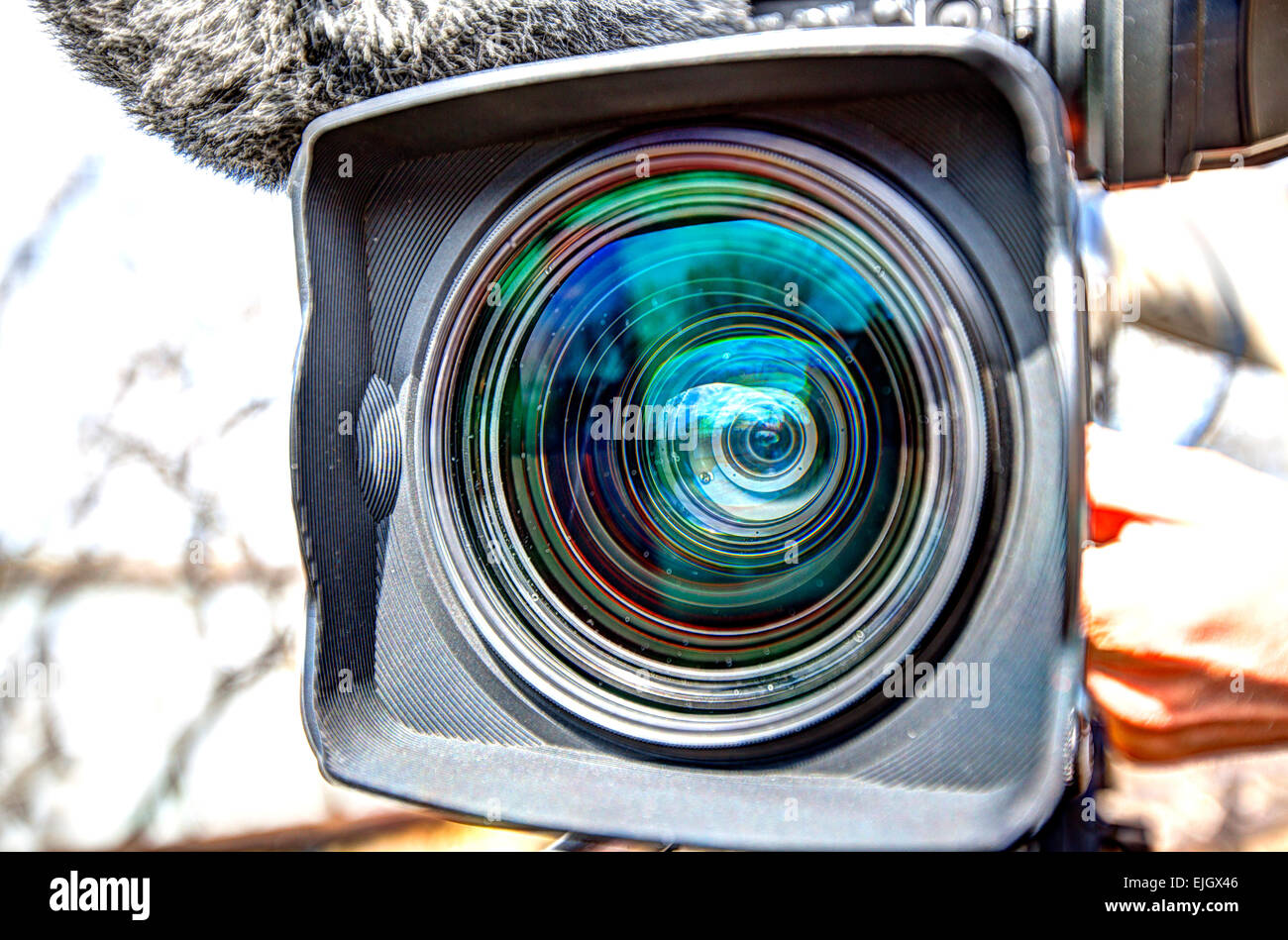 Broadcast camera hi-res stock photography and images - Alamy