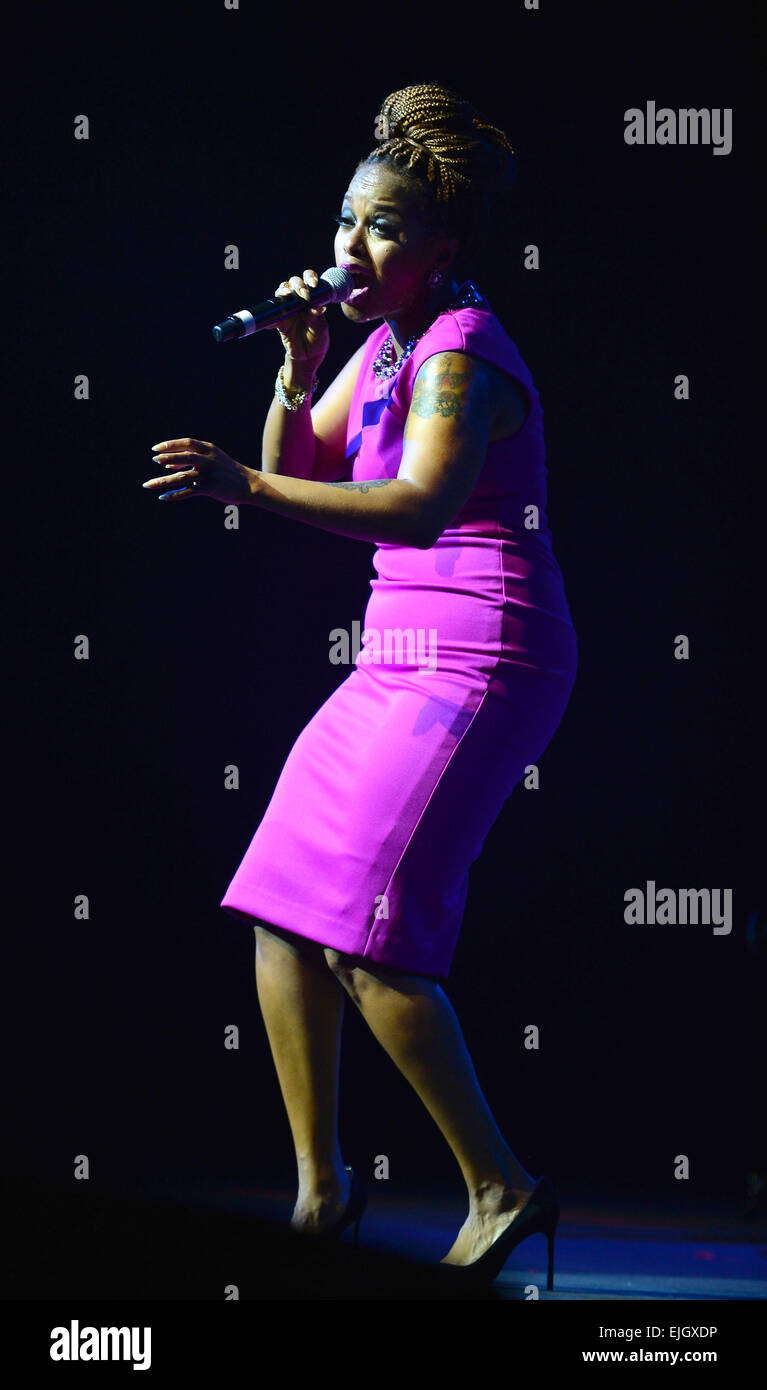 Chrisette michele singer hi-res stock photography and images - Alamy