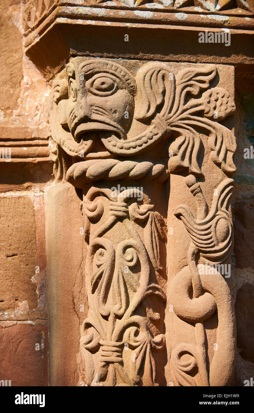 Romanesque artefacts hi-res stock photography and images - Alamy