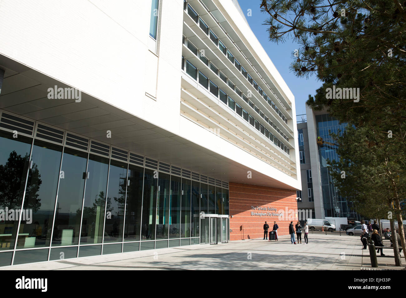 The Parkside Building, Birmingham City University next to Millennium ...