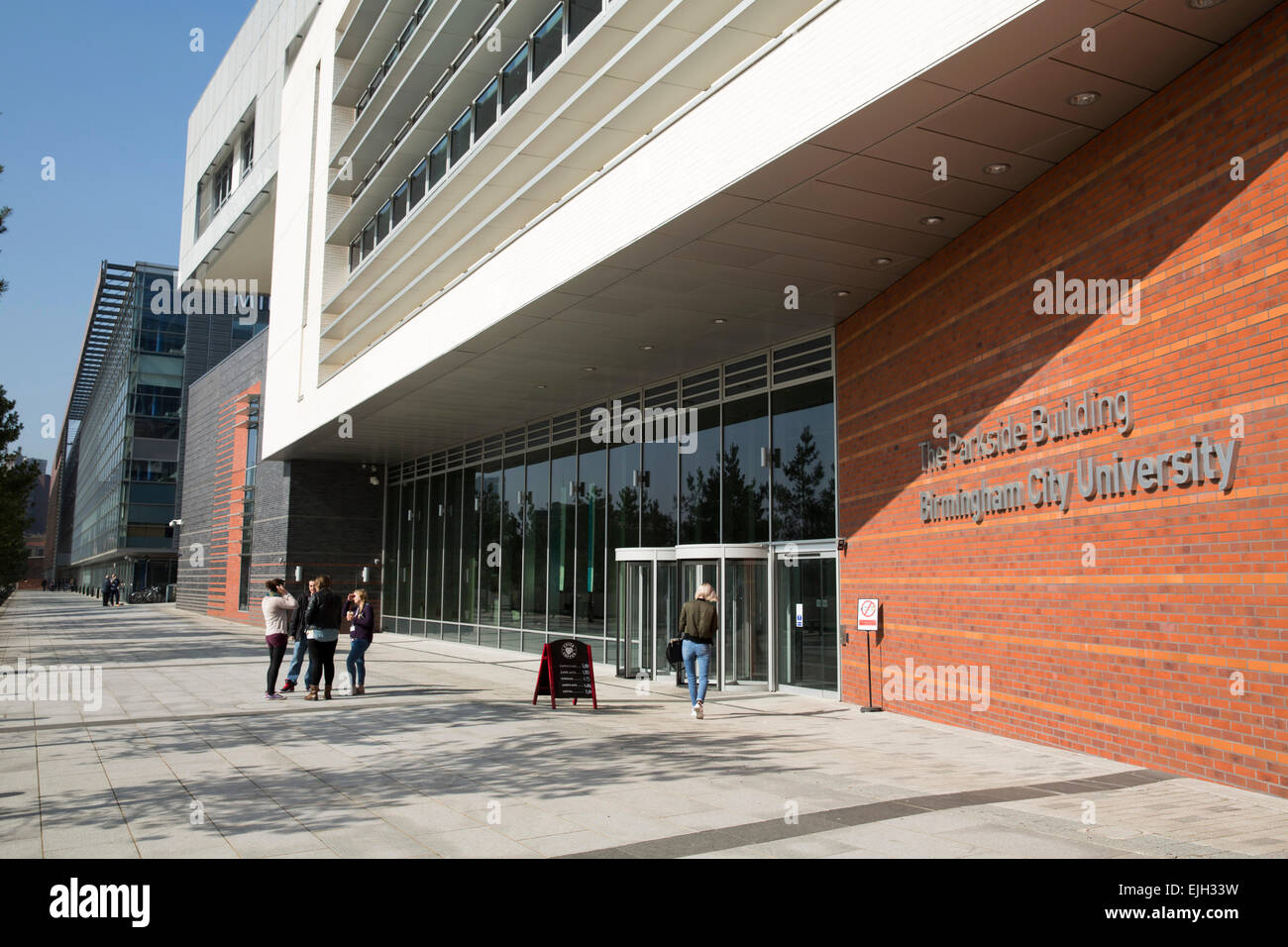 The Parkside Building, Birmingham City University next to Millennium ...