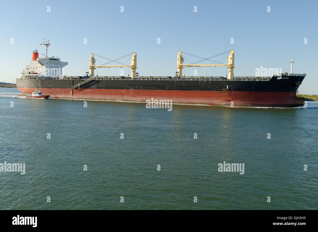 Bulk carrier and pilot ship hi-res stock photography and images - Alamy