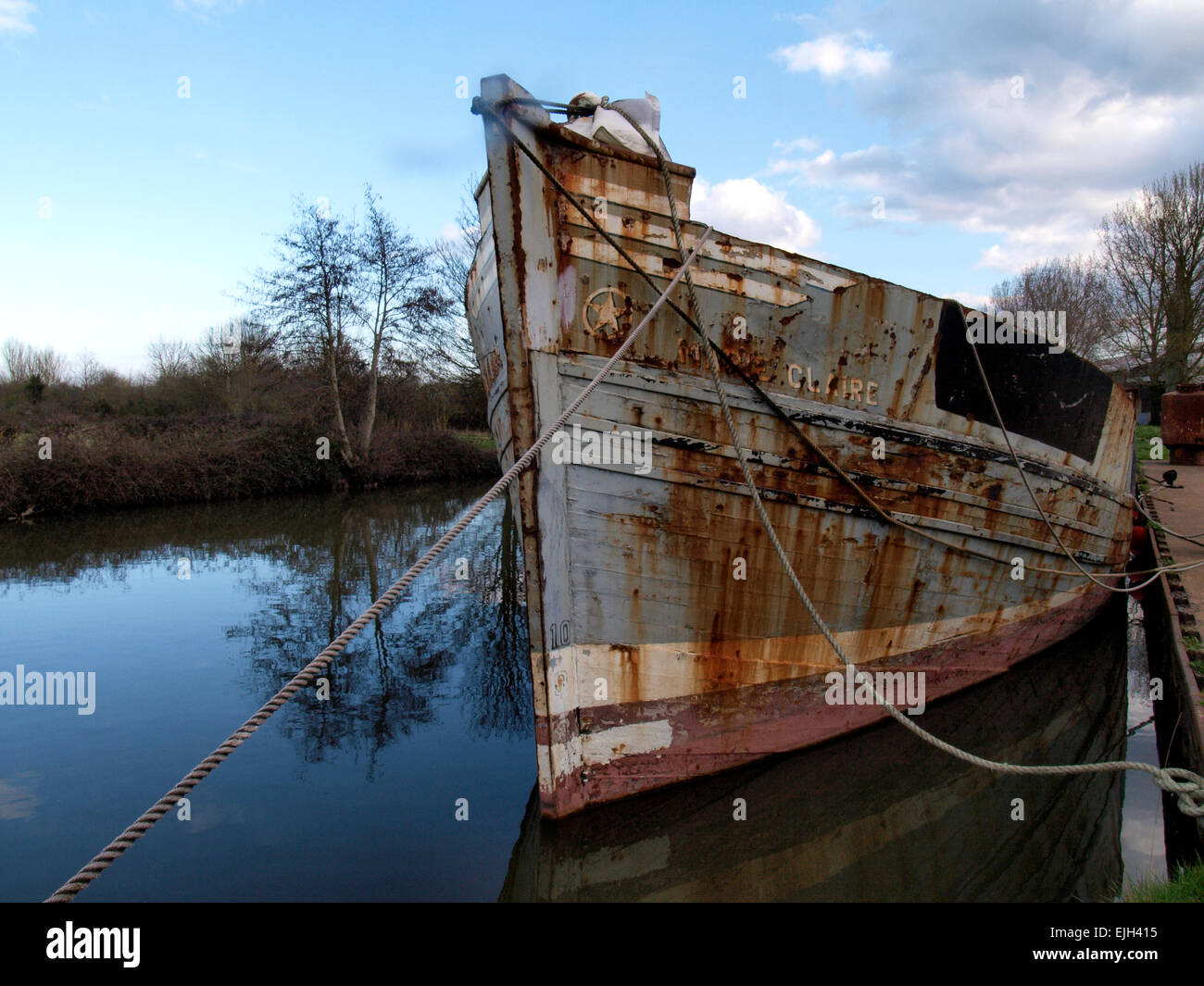 Old derelict ship moored on the Exeter Canal, Devon, UK Stock Photo - Alamy
