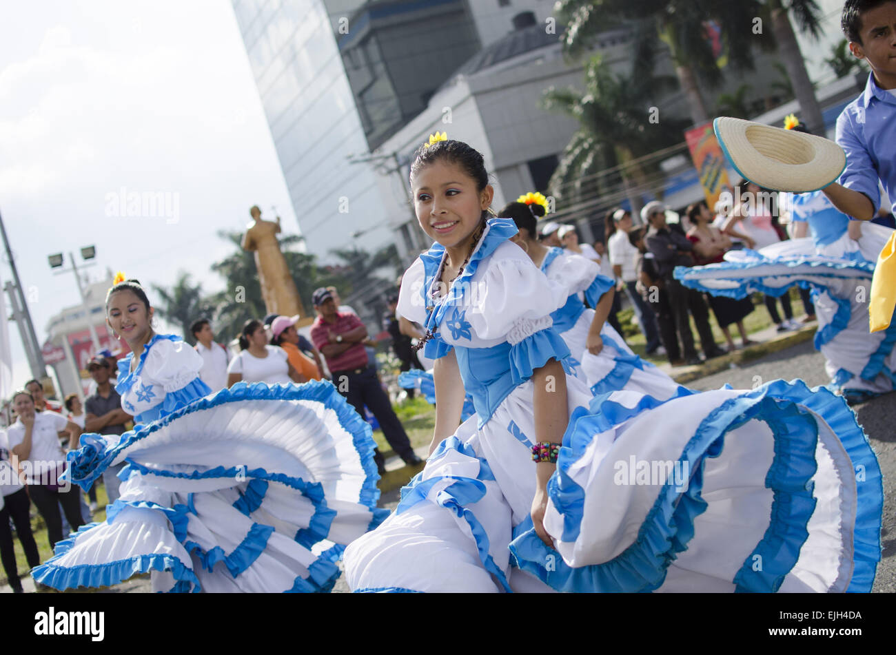 San Salvador, San Salvador, El Salvador. 26th Mar, 2015. Folkloric ...