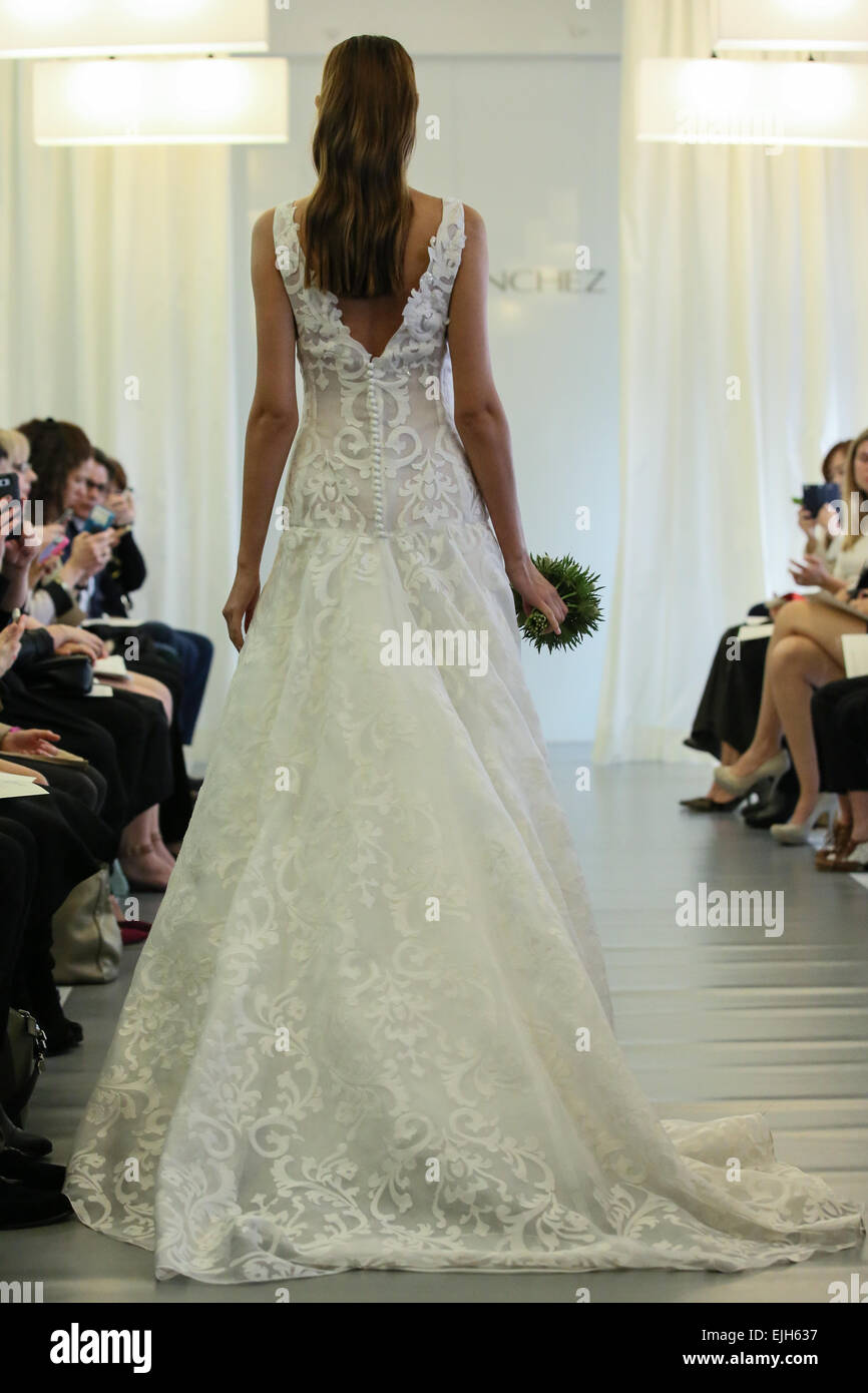 Angel sanchez bridal hi-res stock photography and images - Alamy