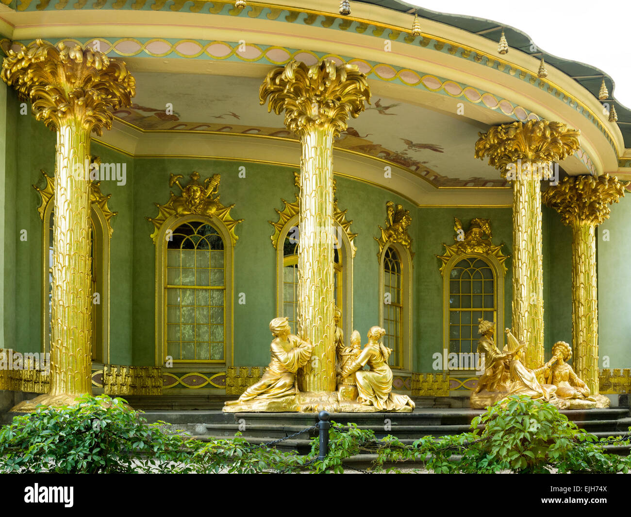 The Chinese tea house, Sanssouci park, Potsdam, Germany Stock Photo - Alamy