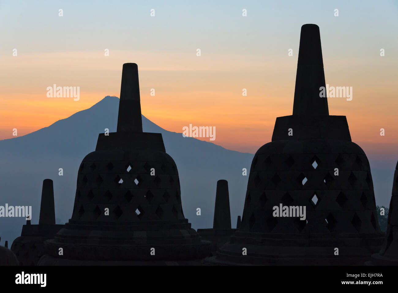 Borobudur at dawn, UNESCO World Heritage site, Magelang,Central Java ...