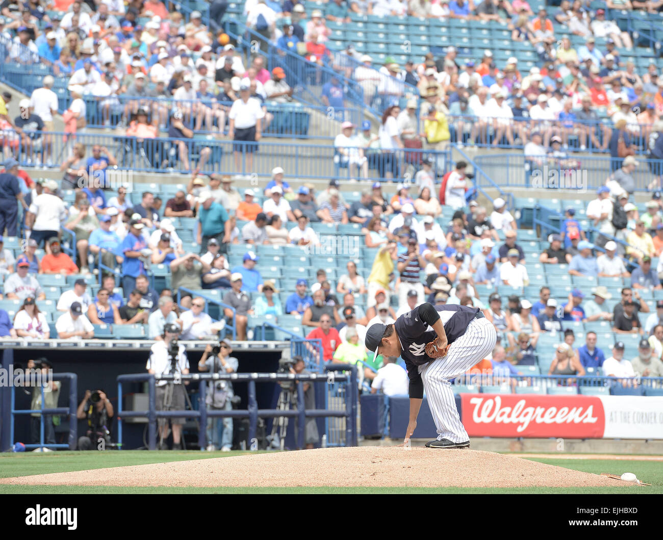 New york yankees new pitchers hi-res stock photography and images - Alamy