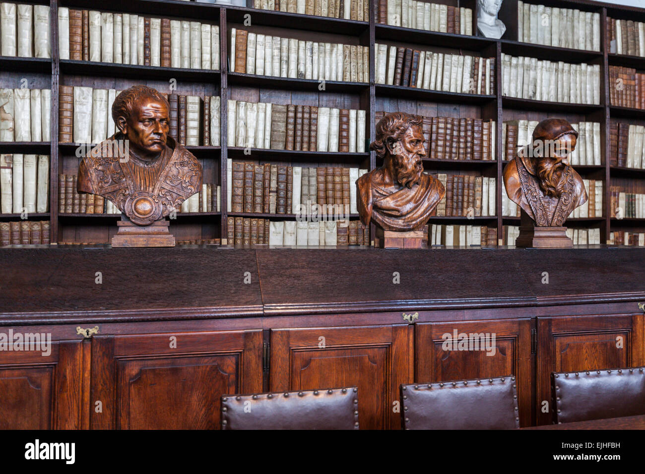 Library, carved busts, and ancient books, Plantin-Moretus Museum ...