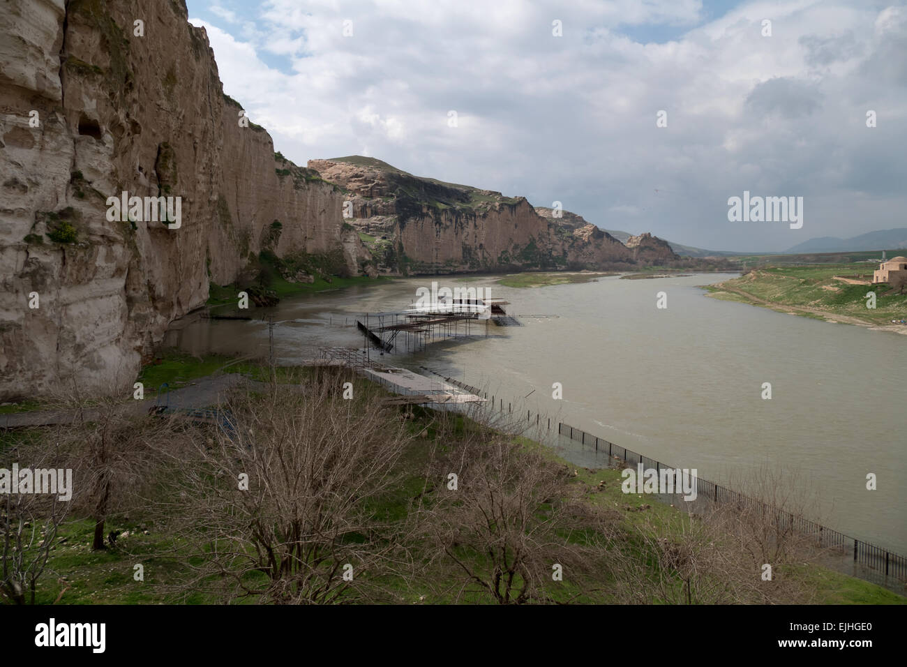 River Tigris High Resolution Stock Photography and Images - Alamy