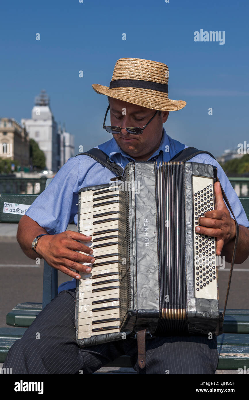Street musician, Paris, France Stock Photo - Alamy