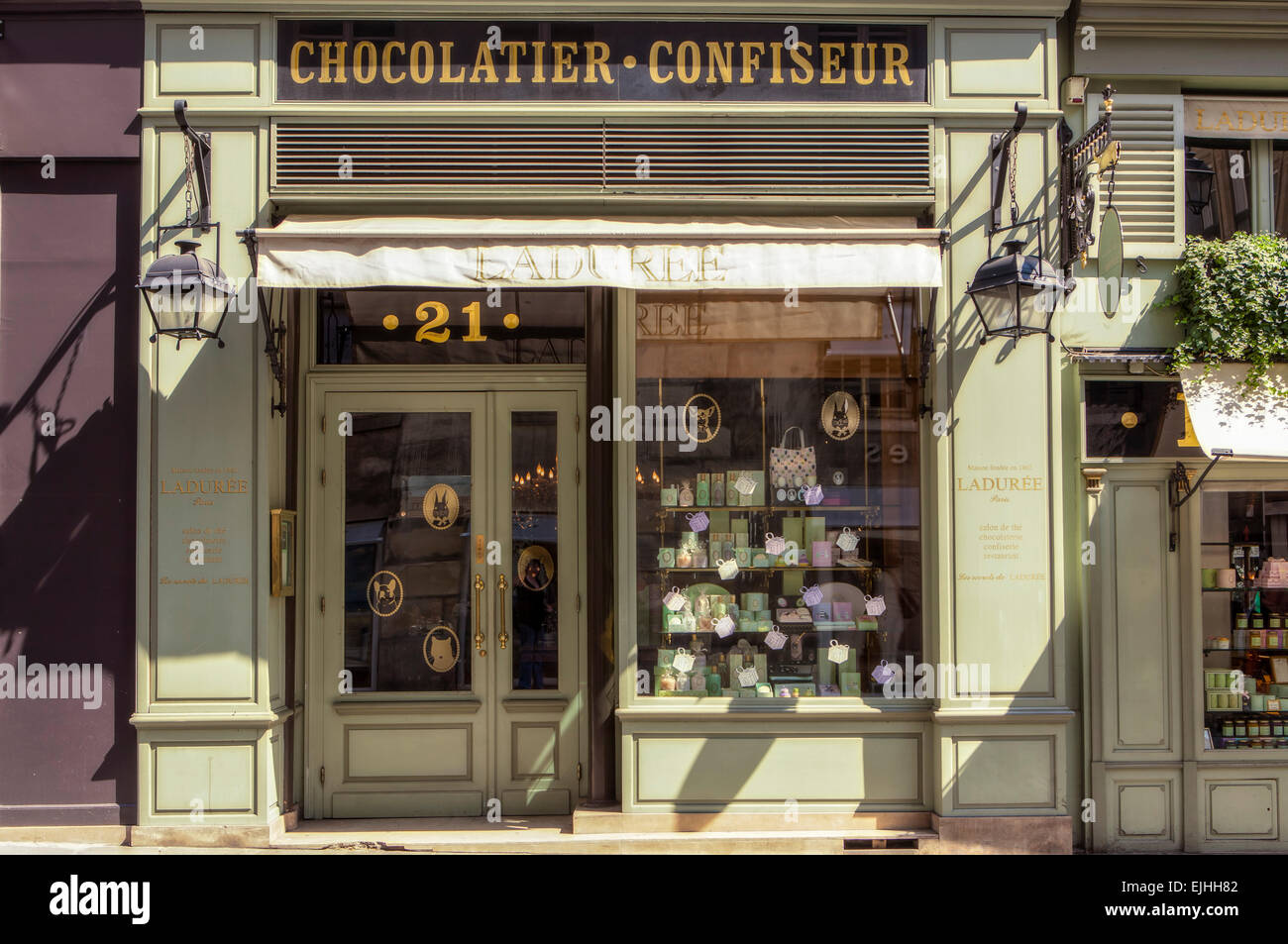Laduree Rue Bonaparte shop front, Paris, France Stock Photo - Alamy