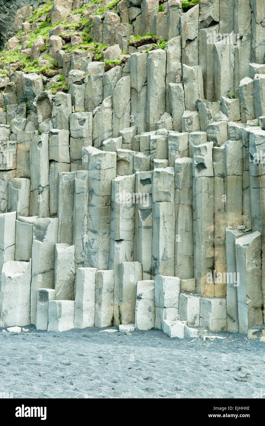 Basalt columns, cave Hálsanefshellir, Reynisfjara beach at Vik i Myrdal, Iceland Stock Photo - Alamy