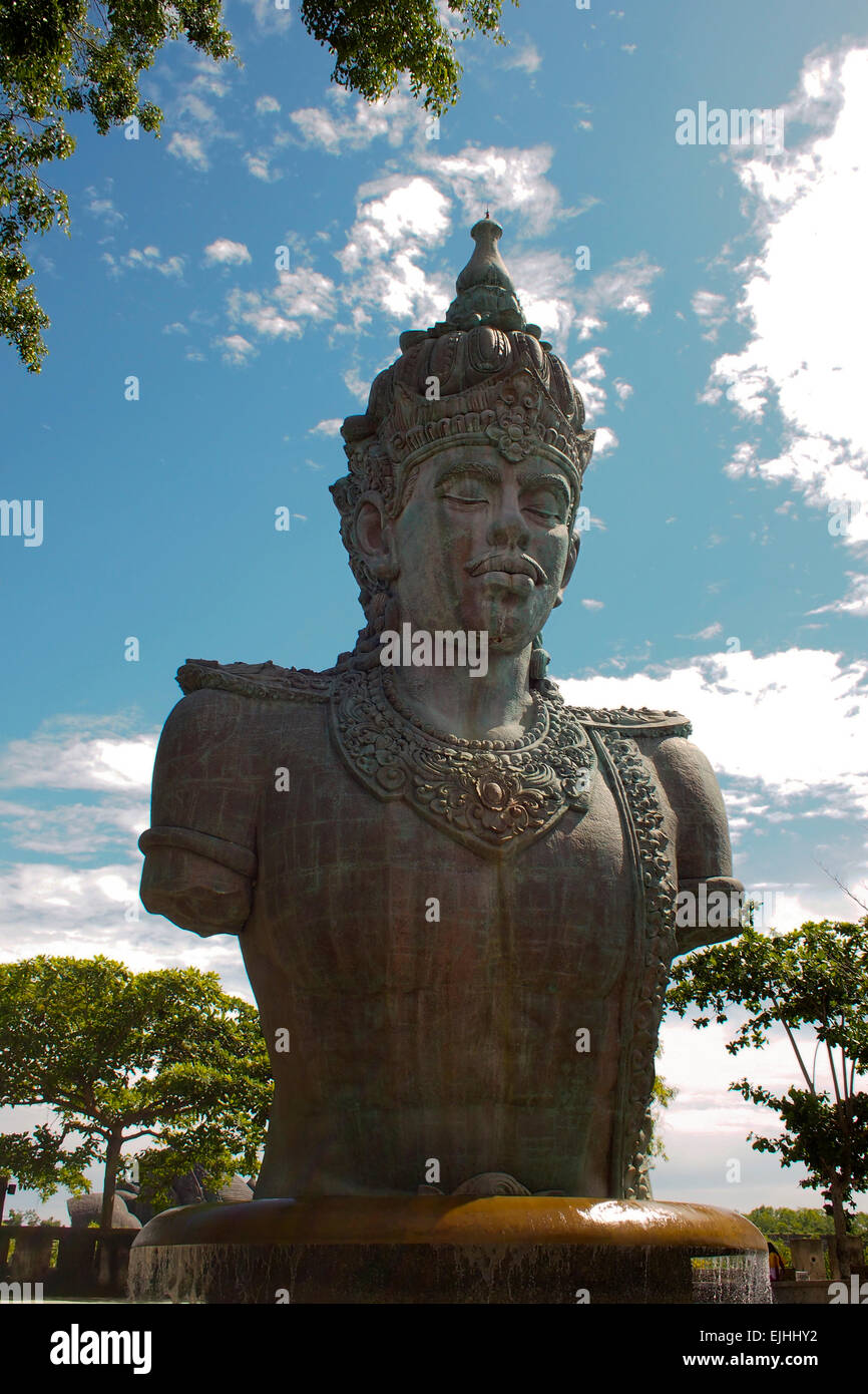 Very big Vishnu Statue at Garuda Wisnu Kecana cultural park, Bali ...