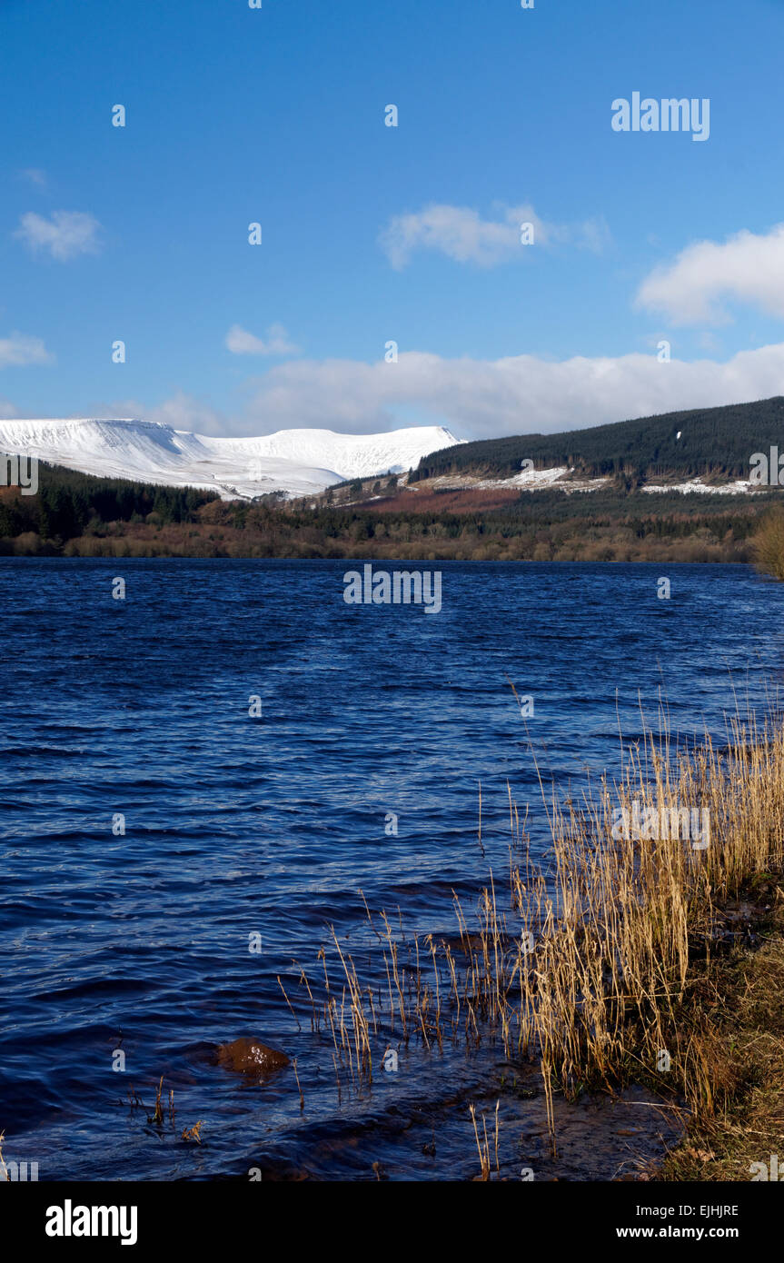 Pentwyn Reservoir and the Brecon Beacons, Brecon Beacons National Park ...
