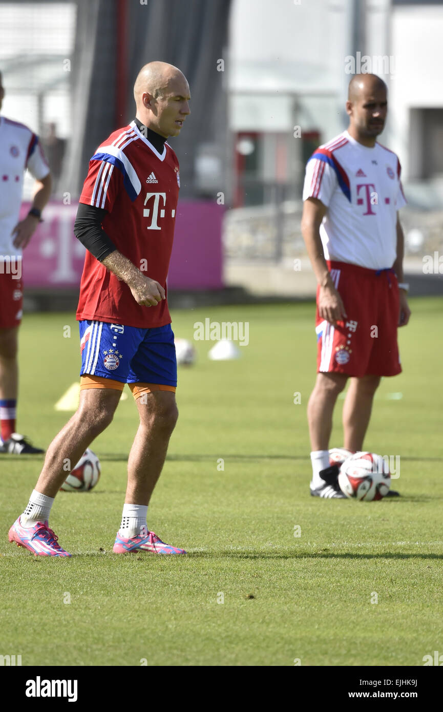Bayern Munich soccer team at Säbener Straße street training ground ...