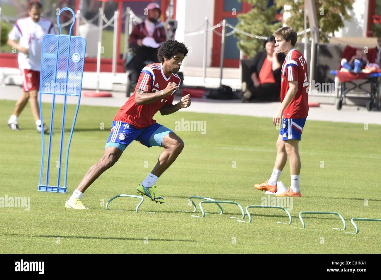 Bayern Munich soccer team at Säbener Straße street training ground ...