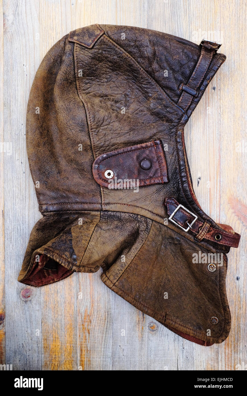 Old fashioned helmet hi-res stock photography and images - Alamy