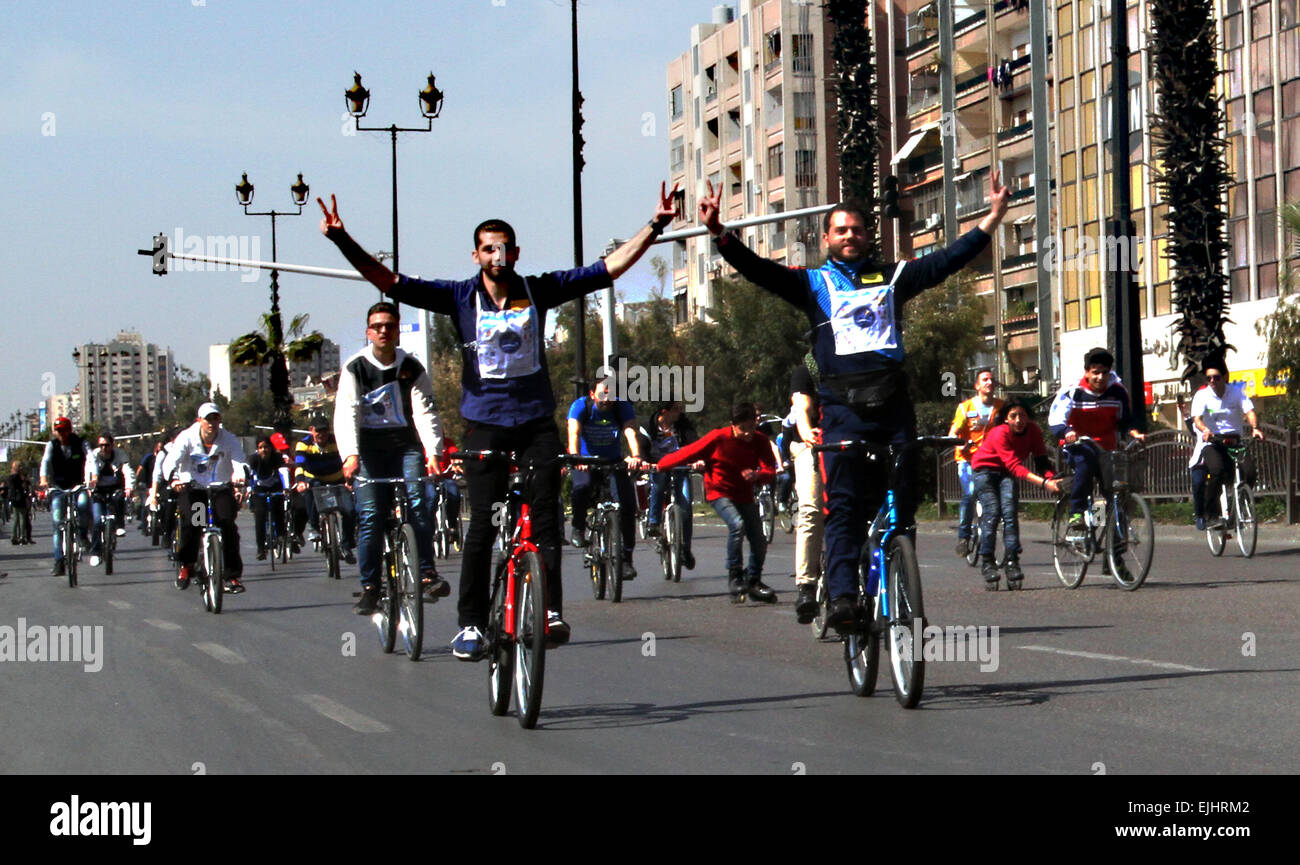 Damascus. 27th Mar, 2015. Syrians participate in "Yalla Let's Bike ...