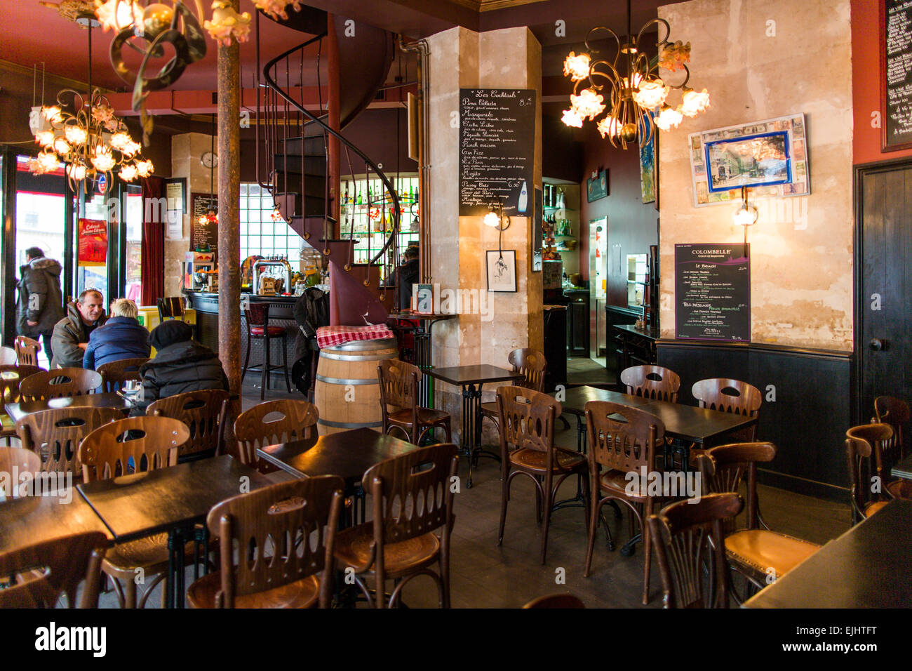 Interior cafe paris hi-res stock photography and images - Alamy
