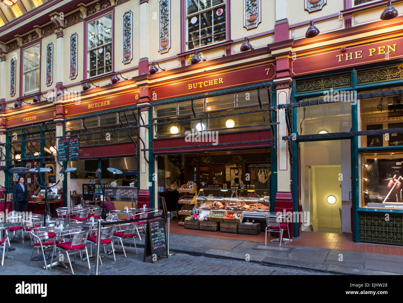 Shops inside Leadenhall Market, City of London, England Stock Photo - Alamy