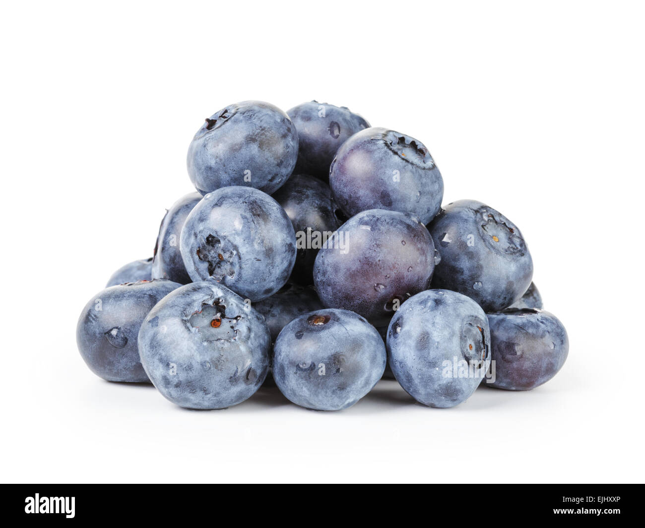 fresh wet blueberries isolated Stock Photo - Alamy