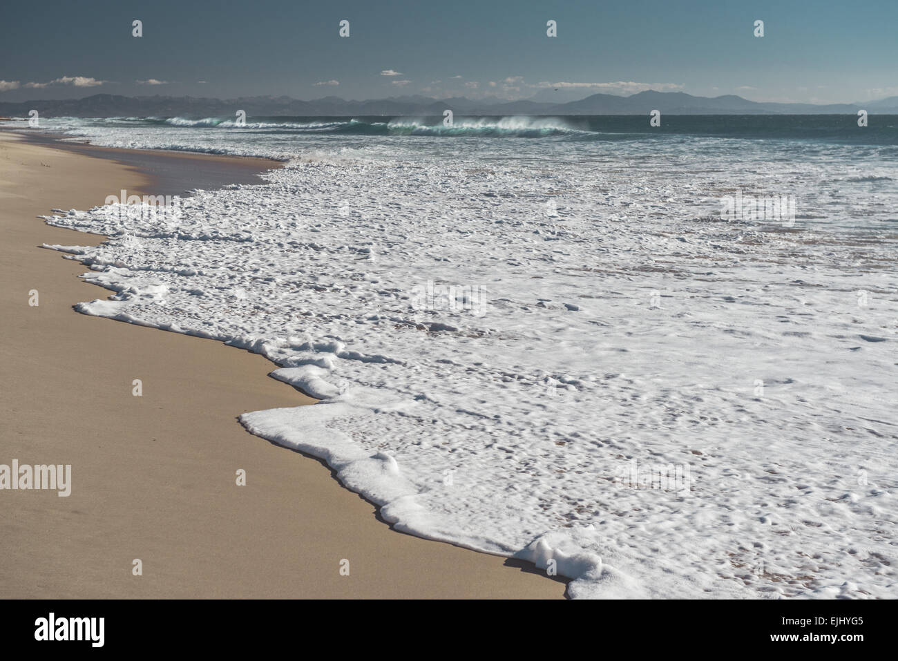 Seaside foam hi-res stock photography and images - Alamy