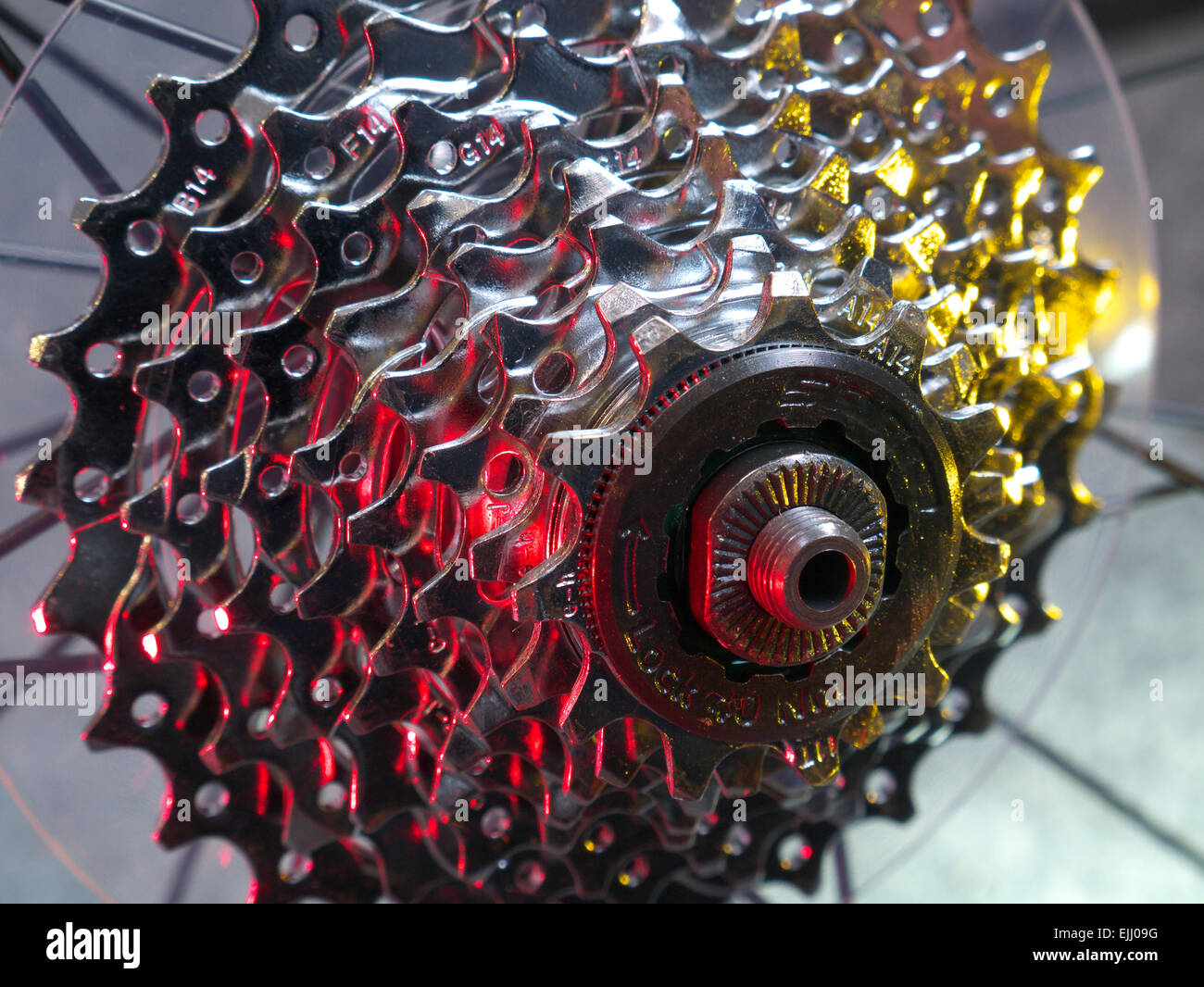 Bicycle gears hi-res stock photography and images - Alamy