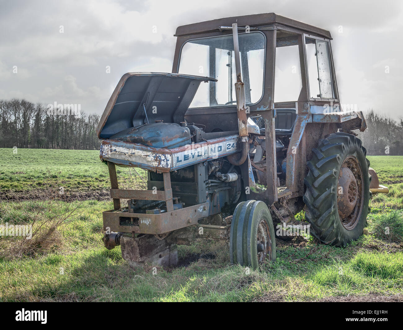 Leyland tractor hi-res stock photography and images - Alamy
