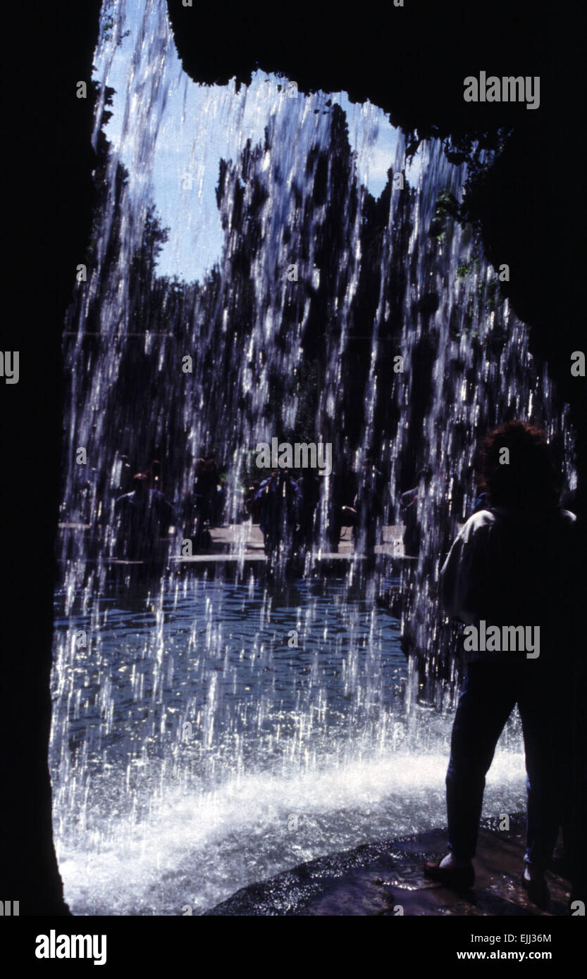 Tourism in 80s hi-res stock photography and images - Alamy