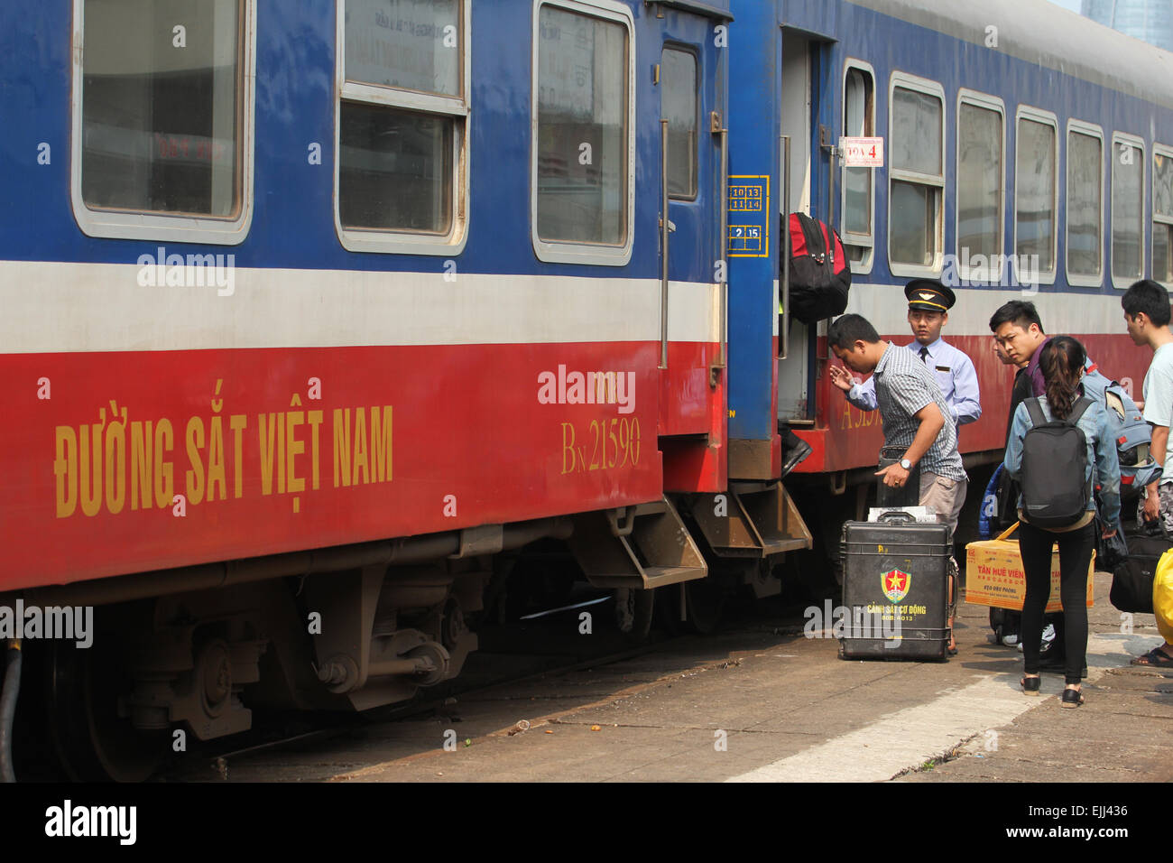 Reunification express train hi-res stock photography and images - Alamy