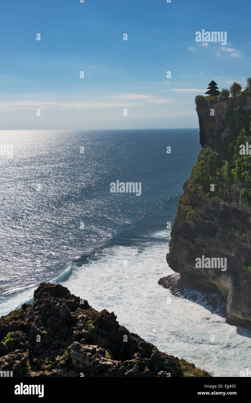 Cliff temple hi-res stock photography and images - Alamy