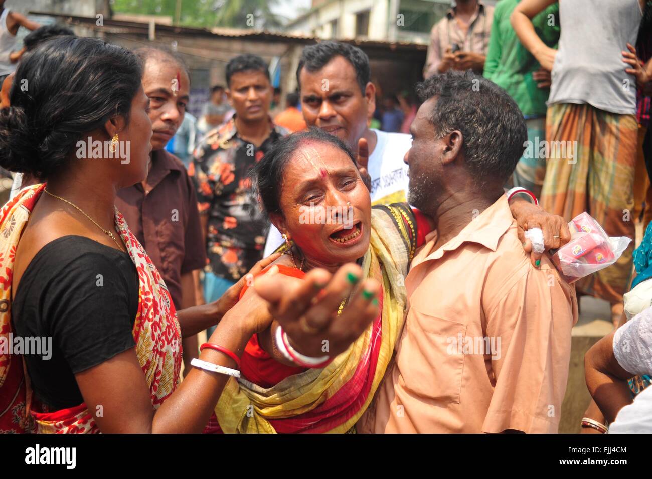 Hindu female dead body old High Resolution Stock Photography and Images ...