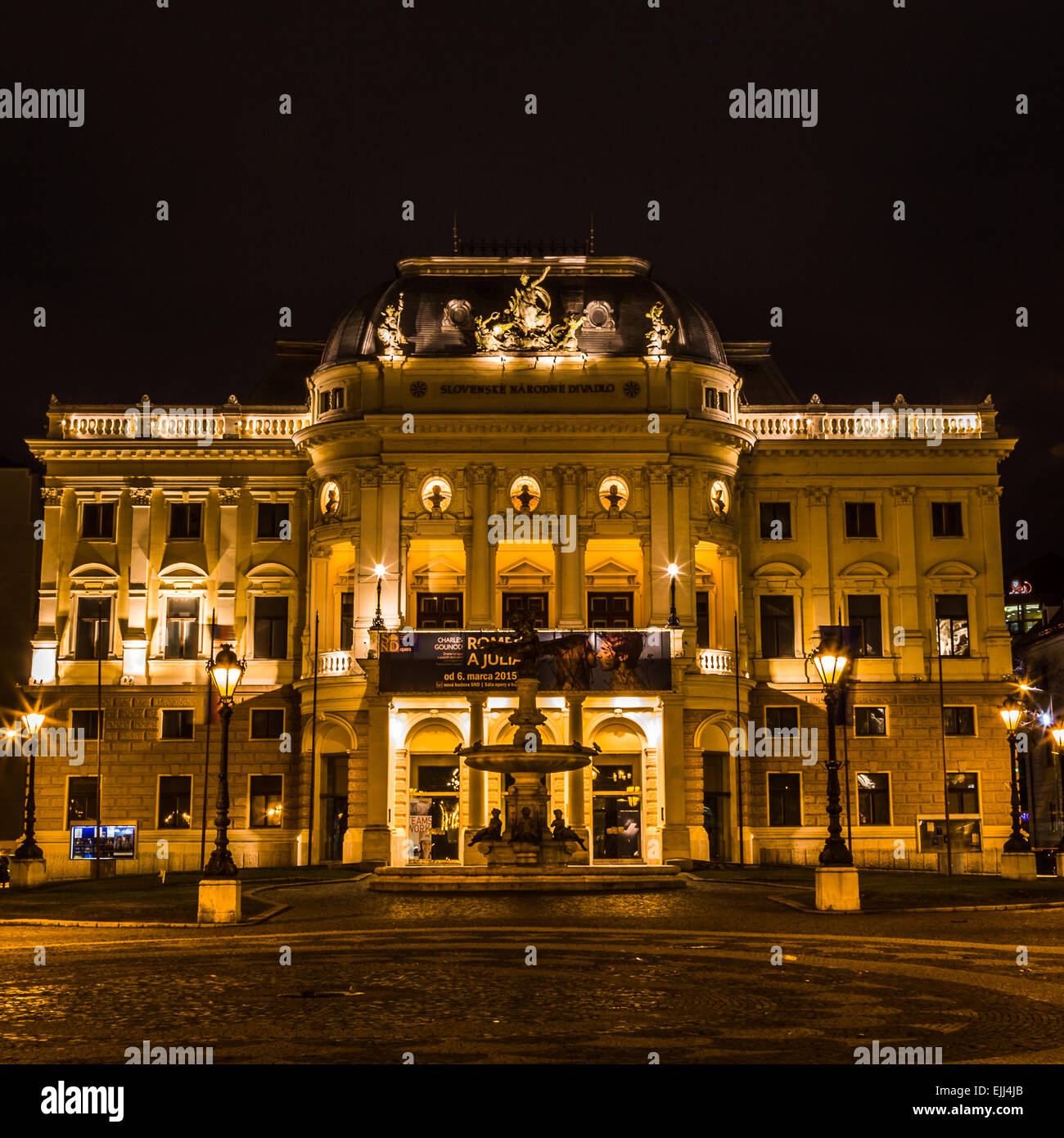 Opera house bratislava hi-res stock photography and images - Alamy