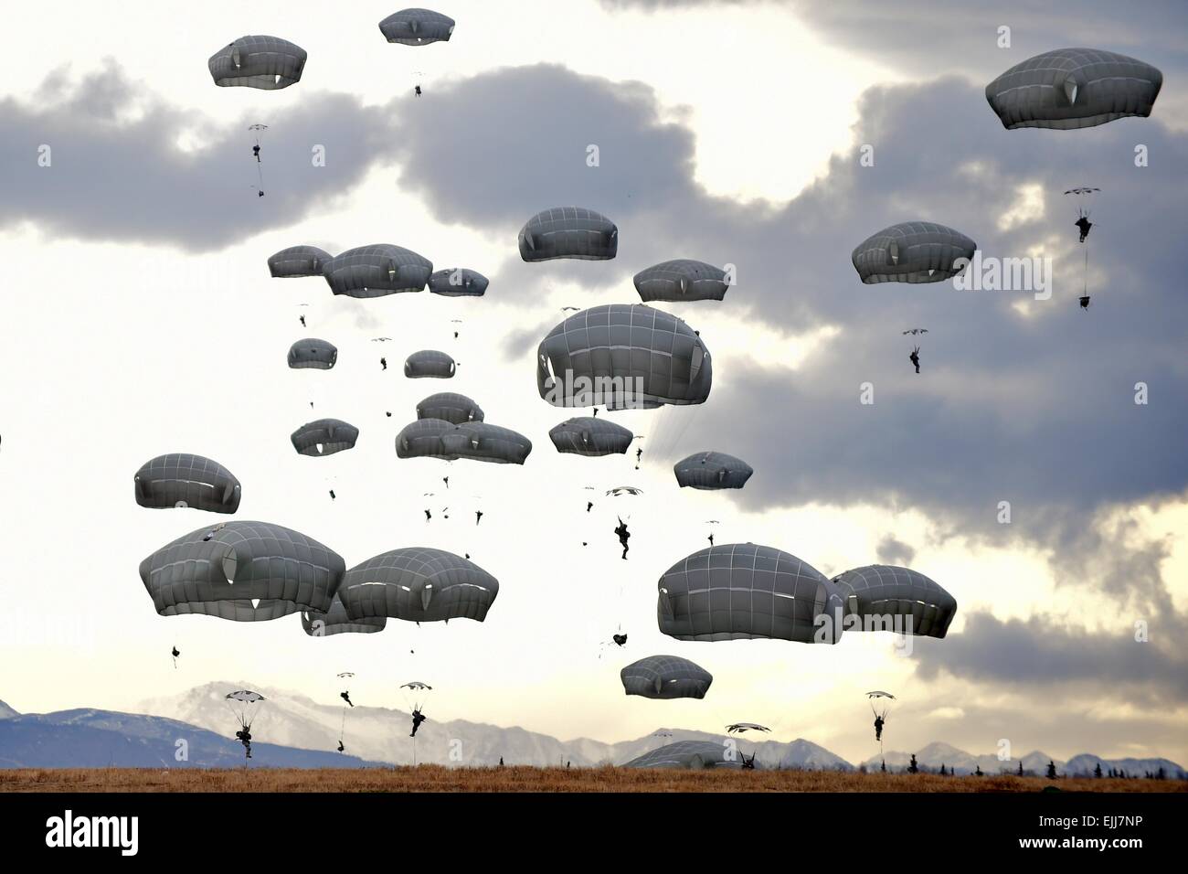 US Army Airborne paratroopers jump a forced-entry parachute assault on ...