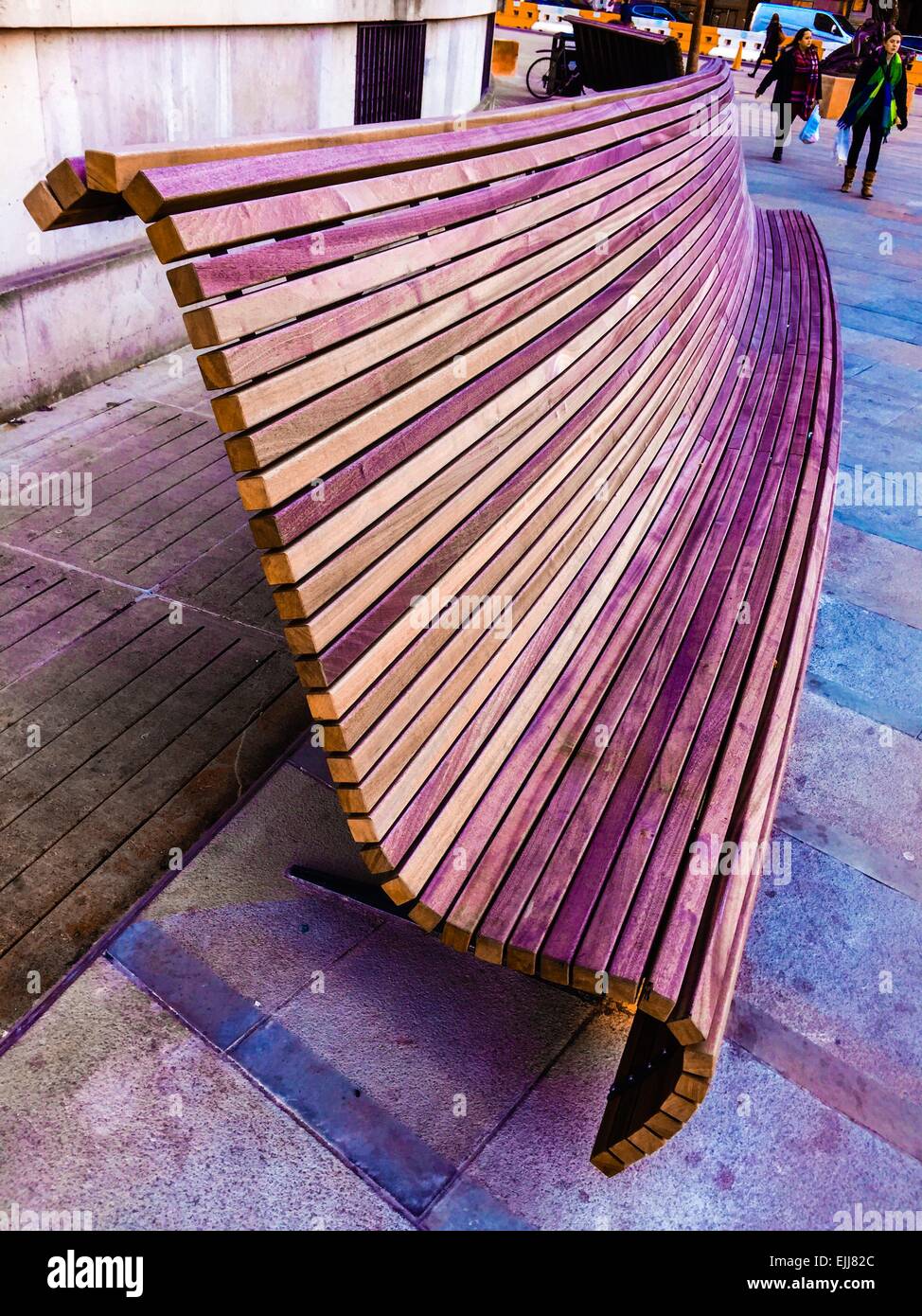 Modern bench positioned outside Manchester central library Stock Photo ...