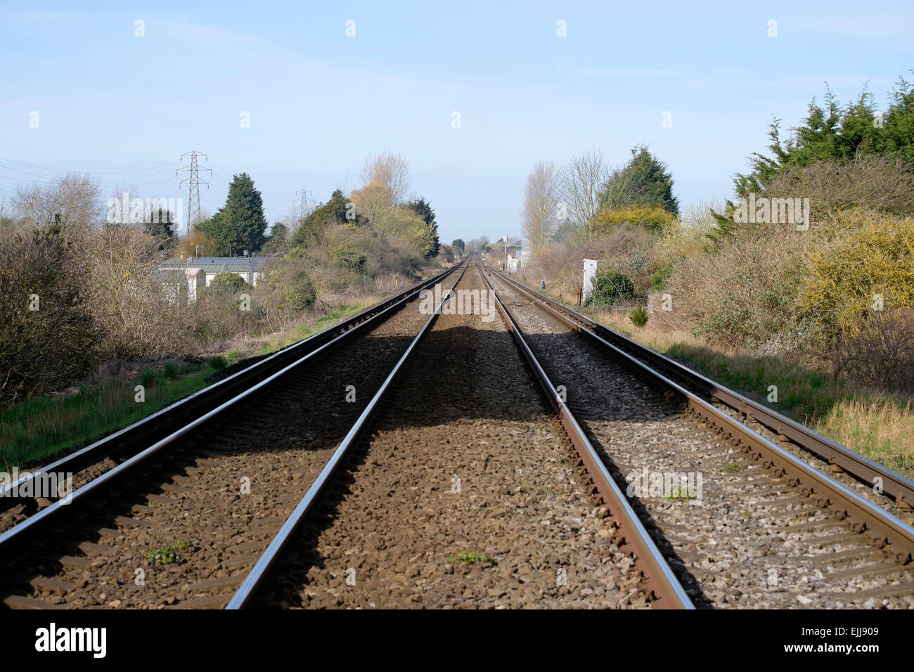 Two track railway line hi-res stock photography and images - Alamy